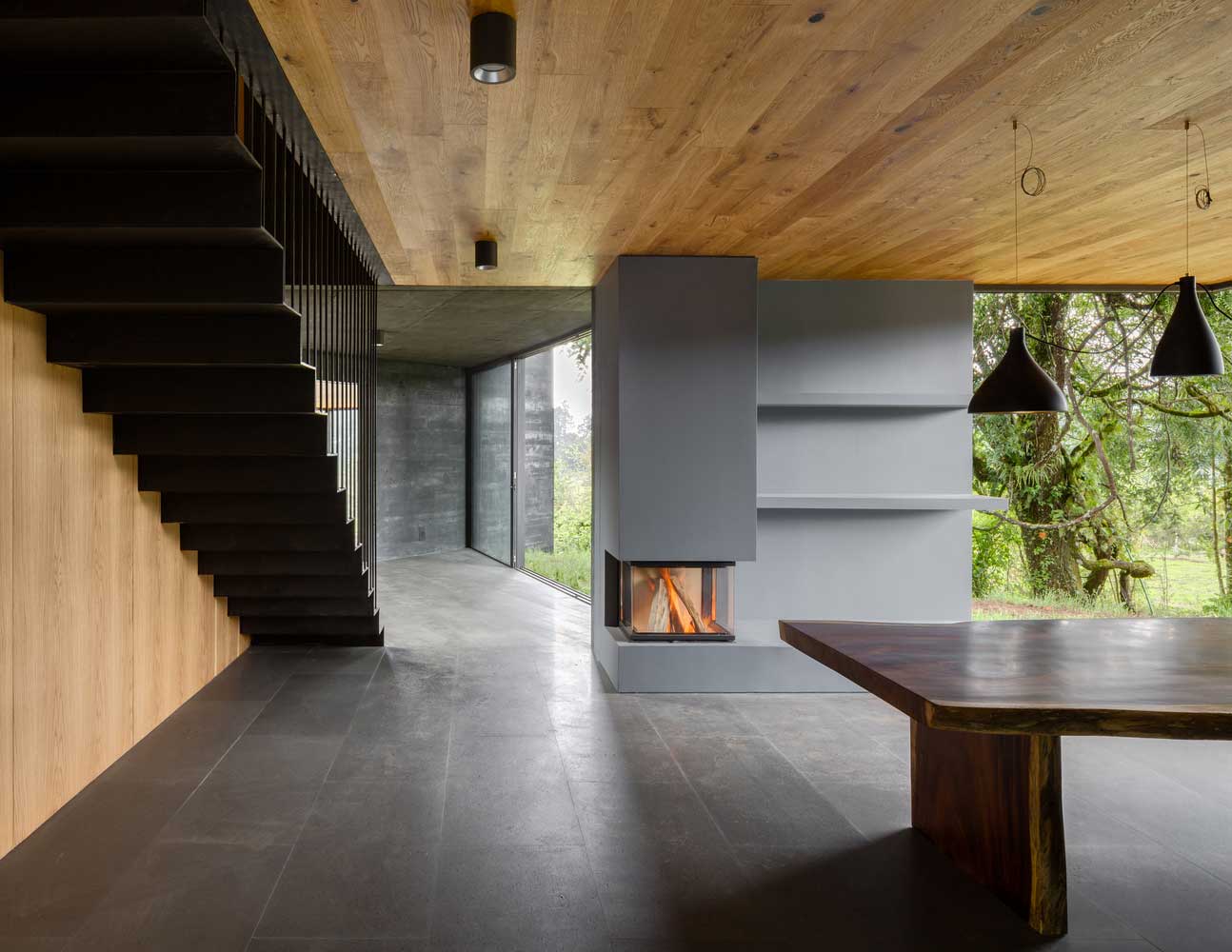 Black Concrete: Modern Solution in Architecture and Design • ArtFasad