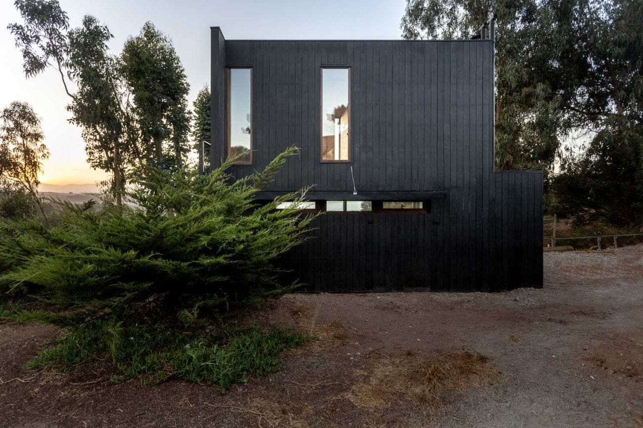3+ Beautiful Small Two Story House Designs