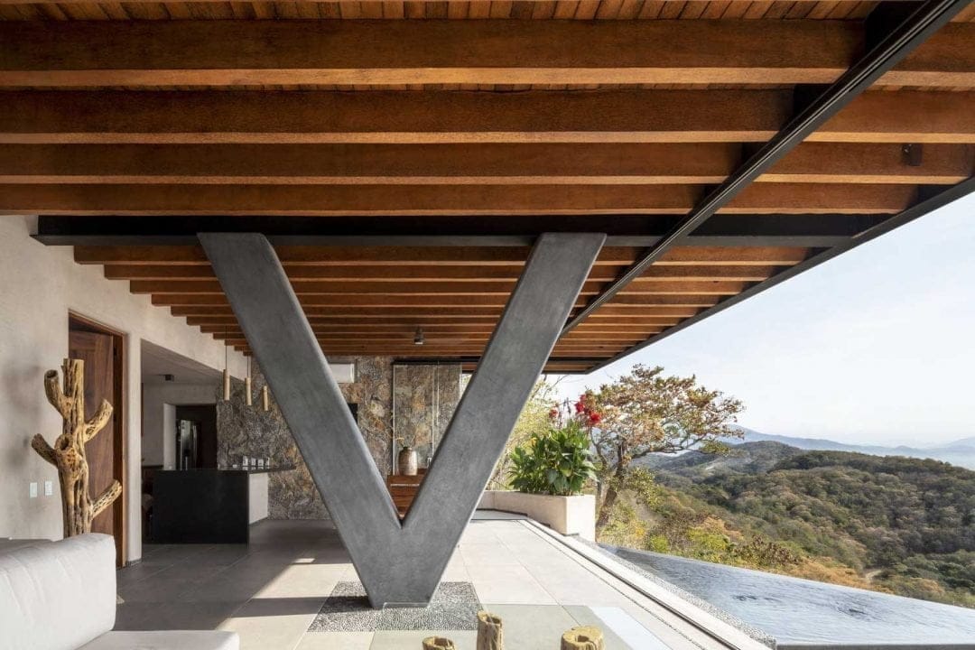Magnificent House Design with Panoramic Terrace