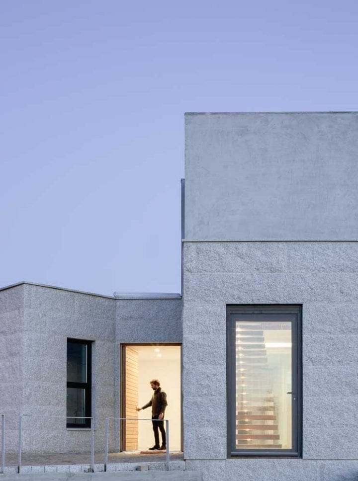 Advantages of Modern Simple Shapes Houses