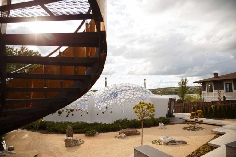 Unique Design of the Dome-Shaped Home