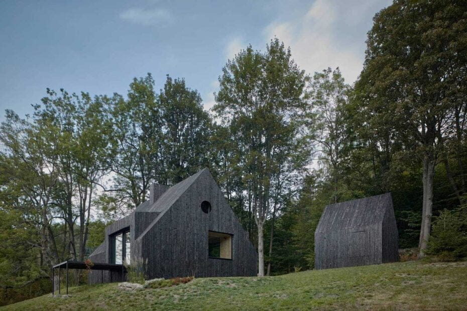 33+ Reasons to Choose a Dark House Exterior
