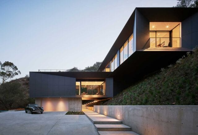 Discover the Elegance of Modern T-Shaped House Designs
