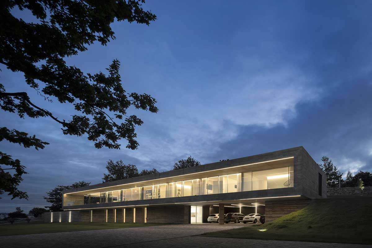 Concrete Elegance in Modern Countryside Homes • 333k+ Inspiring ...