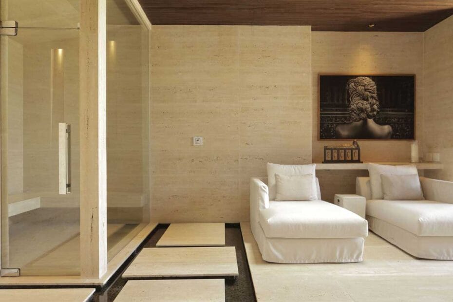 Innovative L-Shaped Residence in São Paulo's Countryside