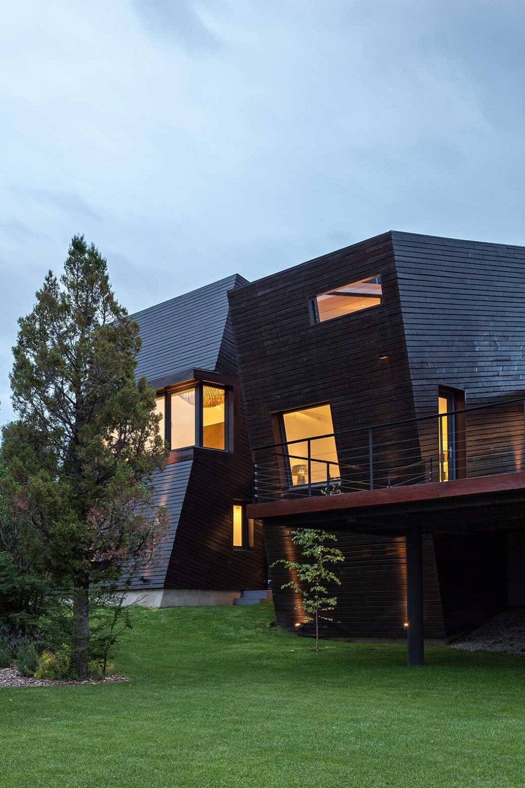 Merging Nature with Modernity Using Timber and Glass
