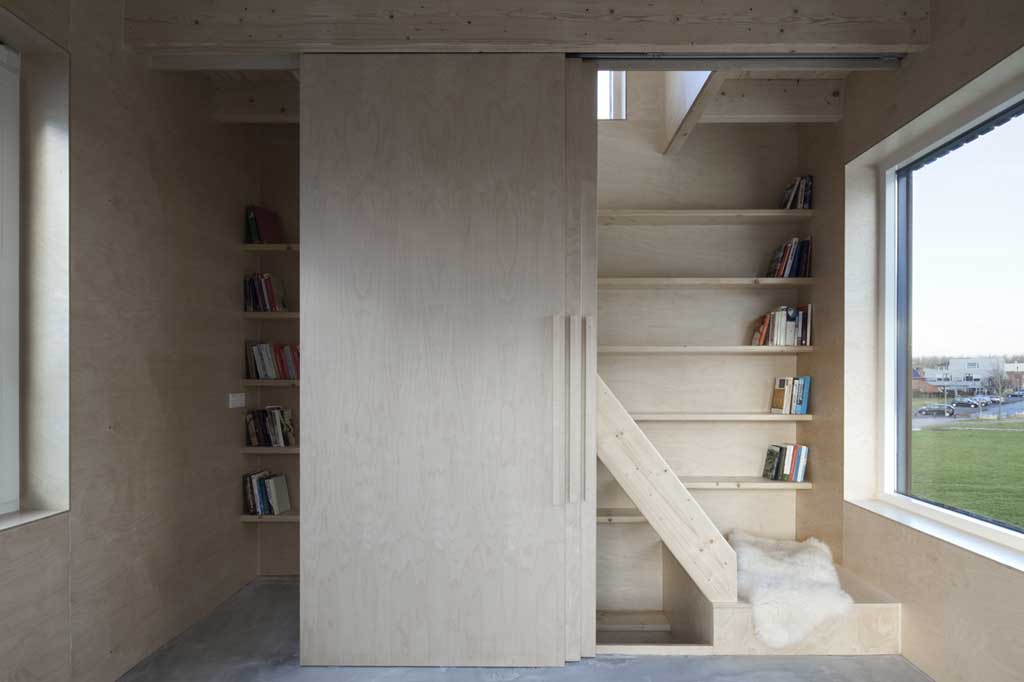 Crafting Compact Living with Wooden Frames in Urban Spaces • 333k ...